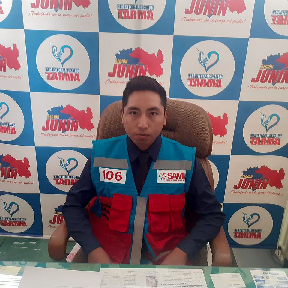 JIM SOLANO RENUNCIÓ AL CARGO DE DIRECTOR DEL HOSPITAL DE TARMA